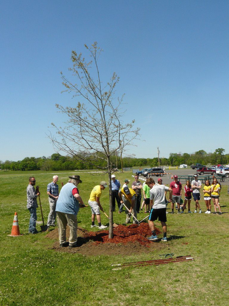 'Tree City USA' celebrates Arbor Day at Lee Lake ceremony | City of ...